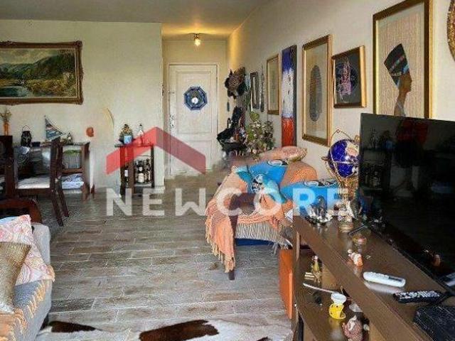 Apartamento em Rua Germano Petersen Júnior Auxiliadora Porto Alegre/RS