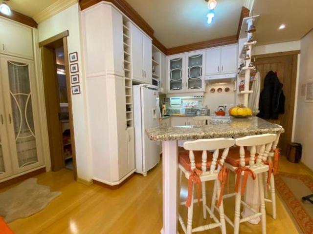 Apartamento em rua gil Vila Suíça Gramado/RS
