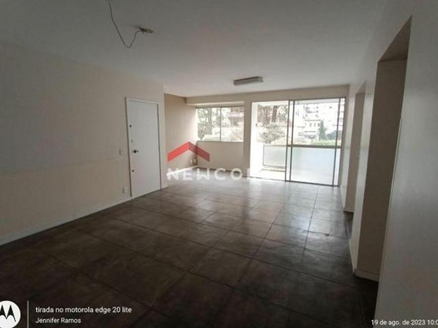 Apartamento em Rua Doutor Albuquerque Lins Santa Cecília São Paulo/SP