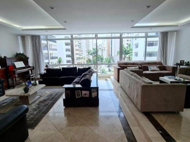 Apartamento em Rua Doutor Gabriel dos Santos Santa Cecília São Paulo/SP