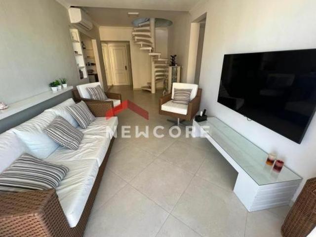 Apartamento em Rua Dona Vitória Yunes Stefano Enseada Guarujá/SP