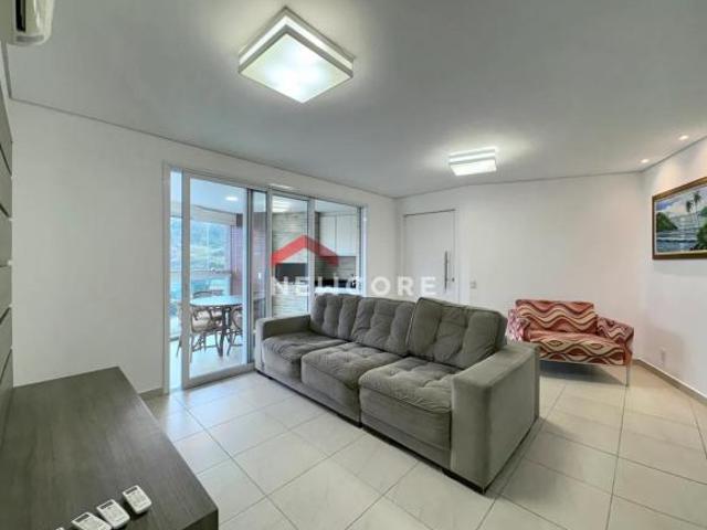 Apartamento em Rua Dona Vitória Yunes Stefano Enseada Guarujá/SP
