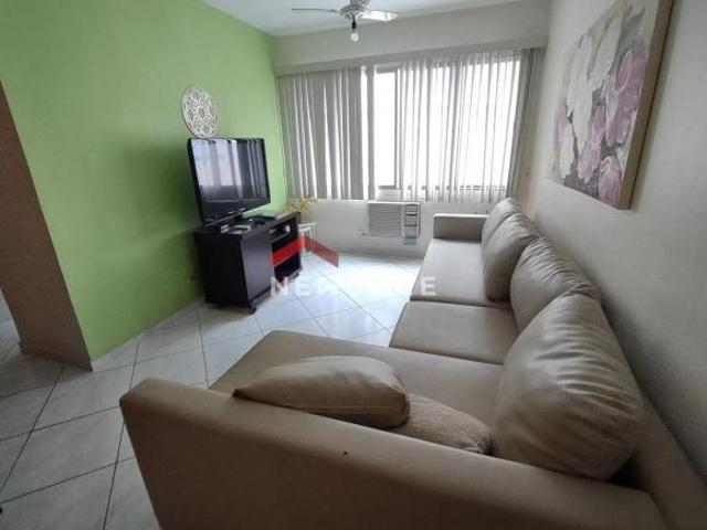 Apartamento em Rua Dona Vitória Yunes Stefano Enseada Guarujá/SP