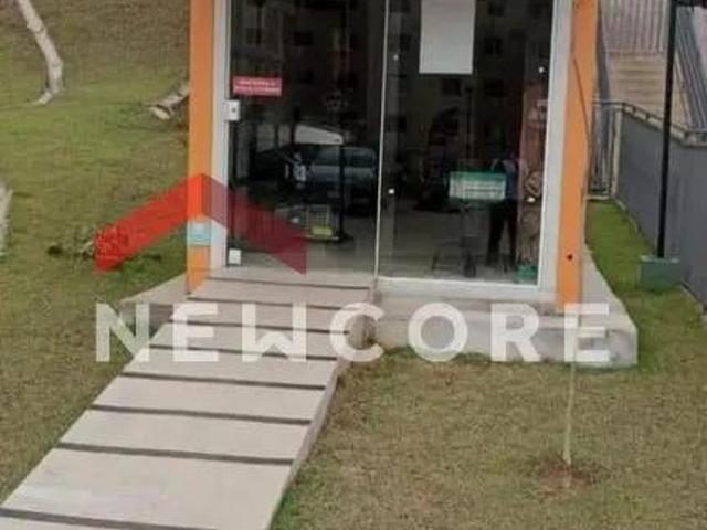 Apartamento em Rua dos Coqueirais Jardim Petrópolis Cotia/SP
