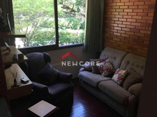 Apartamento em Rua Demétrio Pereira dos Santos Planalto Gramado/RS