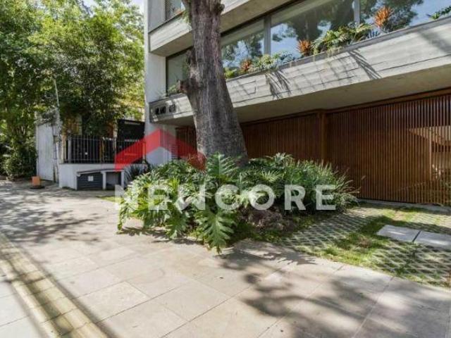 Apartamento em Rua Eudoro Berlink Auxiliadora Porto Alegre/RS