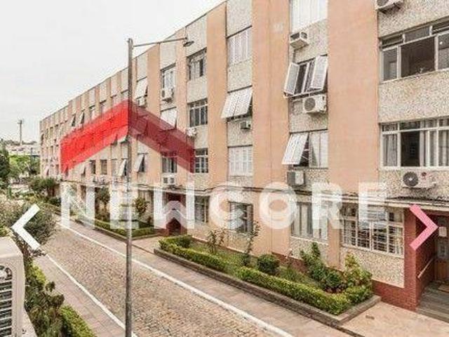 Apartamento em Rua Eurico Lara Medianeira Porto Alegre/RS