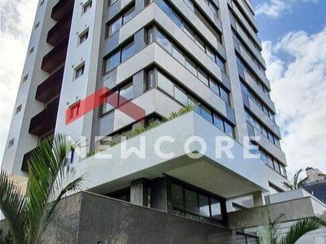 Apartamento em Rua Faria Santos Petrópolis Porto Alegre/RS