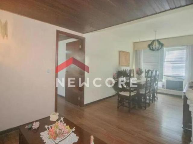 Apartamento em Rua Ferreira Viana Petrópolis Porto Alegre/RS