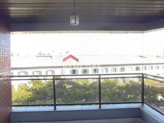 Apartamento em Rua França Pinto Enseada Guarujá/SP