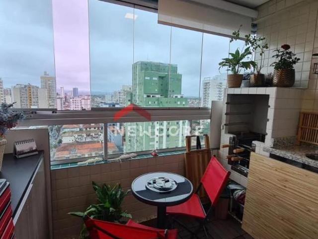 Apartamento em Rua Freitas Guimarães Itararé São Vicente/SP