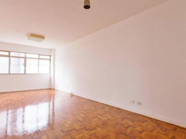 Apartamento em Rua Haddock Lobo Jardim América São Paulo/SP