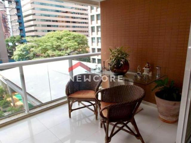 Apartamento em Rua Helena Vila Olímpia São Paulo/SP