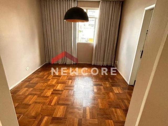 Apartamento em Rua Herculano de Freitas Gutierrez Belo Horizonte/MG