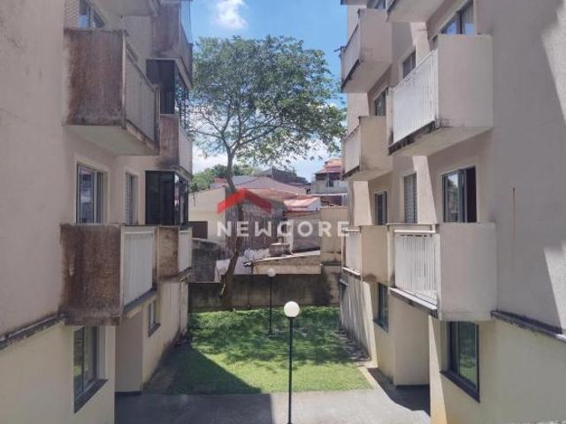 Apartamento em Rua Ipê Jardim Estrela Mauá/SP