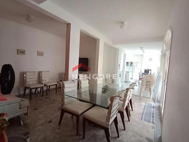 Apartamento em Rua Ipomeia Enseada Guarujá/SP