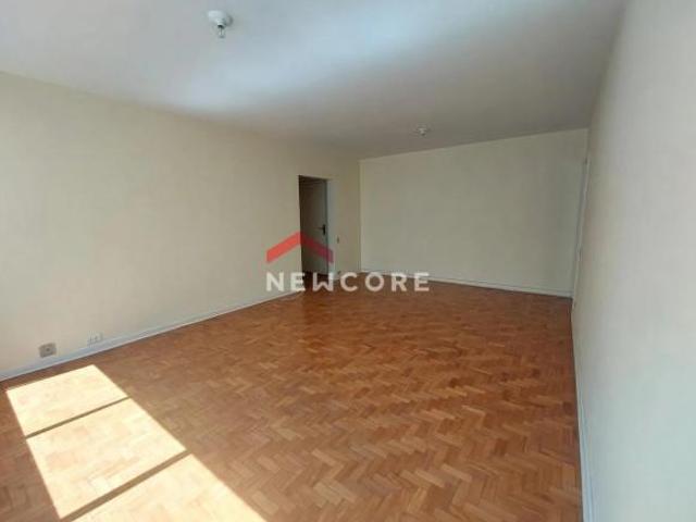Apartamento em Rua Itacolomi Higienópolis São Paulo/SP