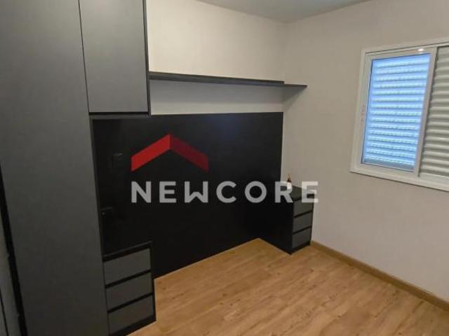 Apartamento em Rua Itajaí Condomínio Centro Empresarial Taquari São José dos Campos/SP