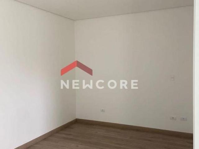 Apartamento em Rua Itália Jardim Santo Antônio Santo André/SP