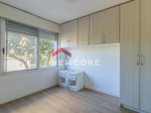 Apartamento em Rua Itapeva Passo da Areia Porto Alegre/RS