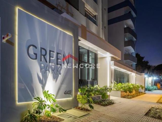 Apartamento em Rua Itapura Zona 03 Maringá/PR