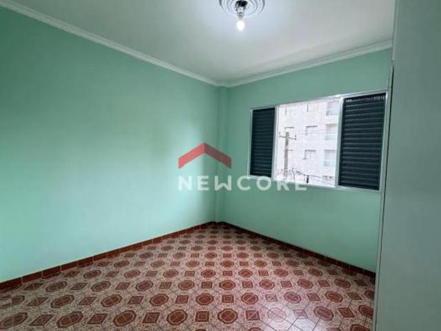 Apartamento em Rua Itararé Guilhermina Praia Grande/SP