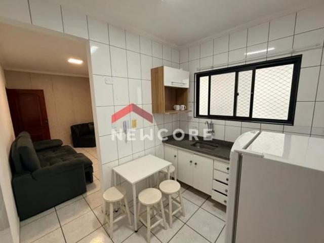 Apartamento em Rua Itararé Guilhermina Praia Grande/SP