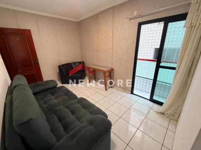Apartamento em Rua Itararé Guilhermina Praia Grande/SP