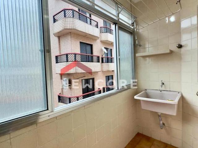 Apartamento em Rua José da Silva Machado Tupi Praia Grande/SP