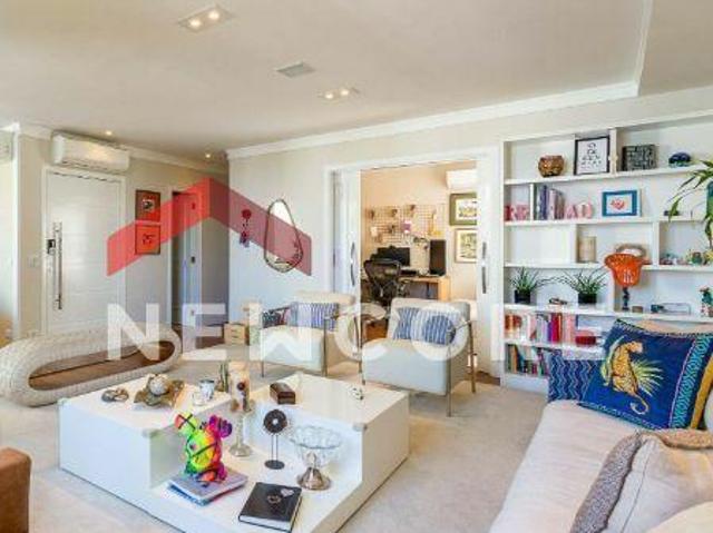 Apartamento em Rua Jacques Félix Vila Nova Conceição São Paulo/SP