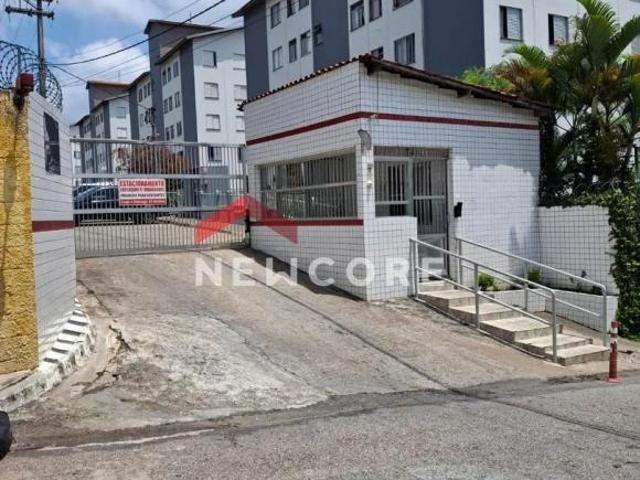 Apartamento em Rua Jaguapeba Conjunto Habitacional Fazenda do Carmo São Paulo/SP