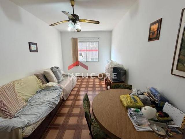 Apartamento em Rua Jarus Tupi Praia Grande/SP