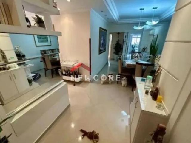 Apartamento em Rua Olavo Bilac Pompéia Santos/SP