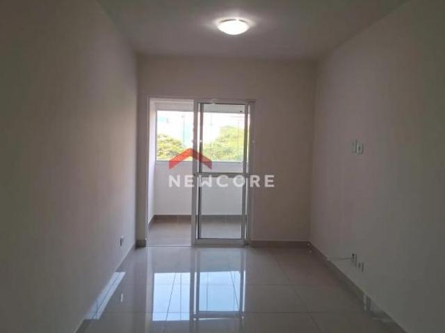 Apartamento em Rua Osvaldo Cruz Zona 07 Maringá/PR