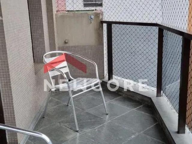 Apartamento em Rua Oswaldo Cochrane Embaré Santos/SP