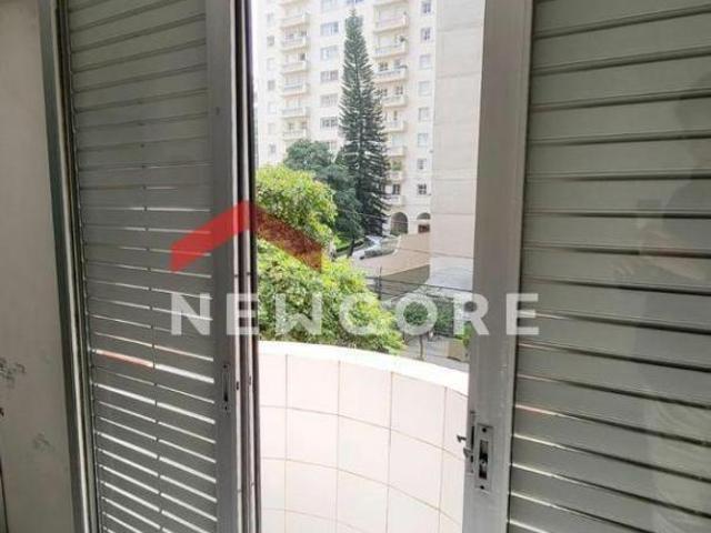 Apartamento em Rua Oscar Freire Pinheiros São Paulo/SP
