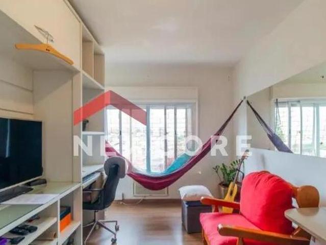 Apartamento em Rua Oscar Schneider Medianeira Porto Alegre/RS