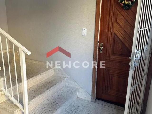 Apartamento em Rua Otávio Faria Teresópolis Porto Alegre/RS