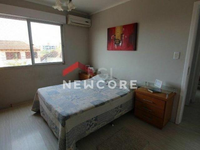 Apartamento em Rua Otávio Faria Teresópolis Porto Alegre/RS