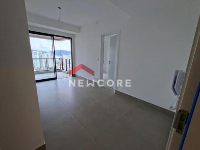 Apartamento em Rua Lobo Vianna Boqueirão Santos/SP