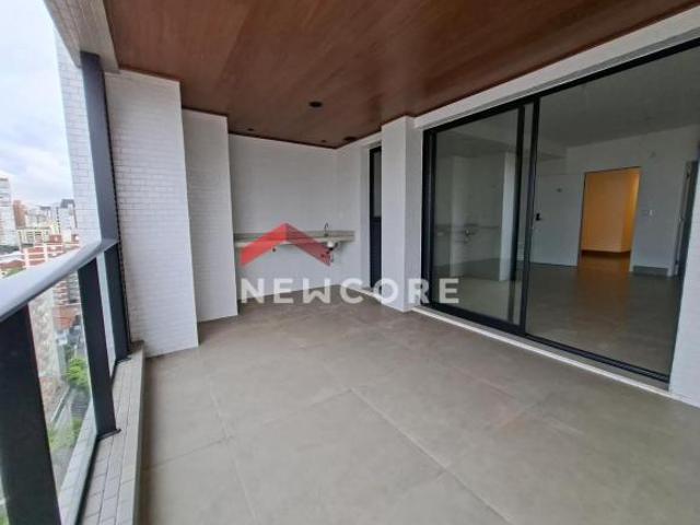 Apartamento em Rua Lobo Vianna Boqueirão Santos/SP