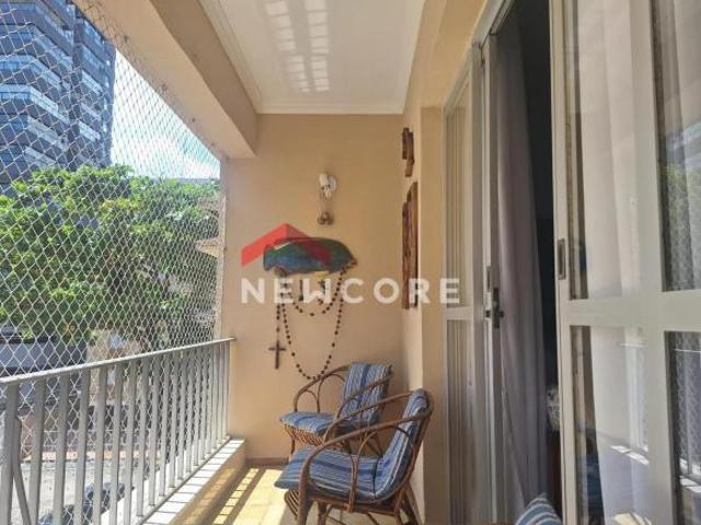 Apartamento em Rua Lilases Enseada Guarujá/SP