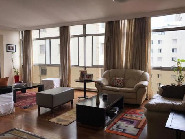 Apartamento em Rua Lisboa Cerqueira César São Paulo/SP