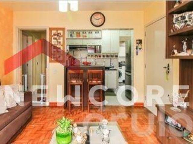 Apartamento em Rua Monroe Santa Tereza Porto Alegre/RS