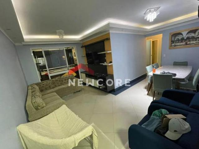 Apartamento em Rua Maurício Cardoso Jardim Sul São José dos Campos/SP