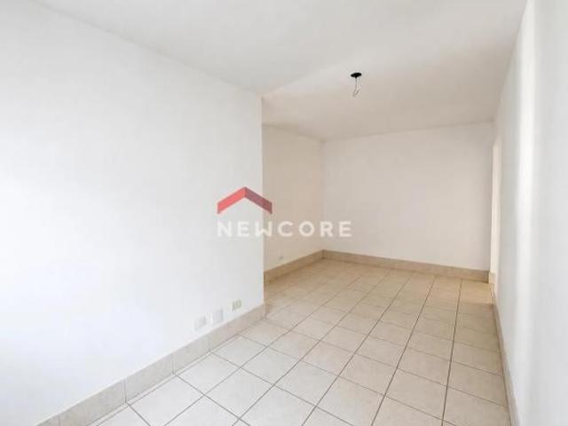 Apartamento em Rua Maceió Glebas Califórnia Piracicaba/SP