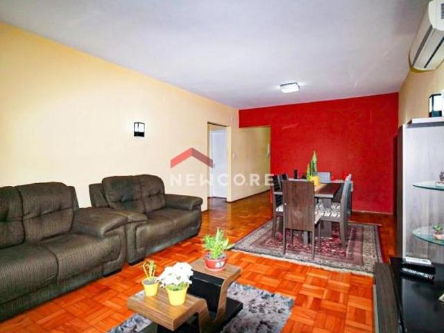 Apartamento em Rua Mário Carpenter Gonzaga Santos/SP