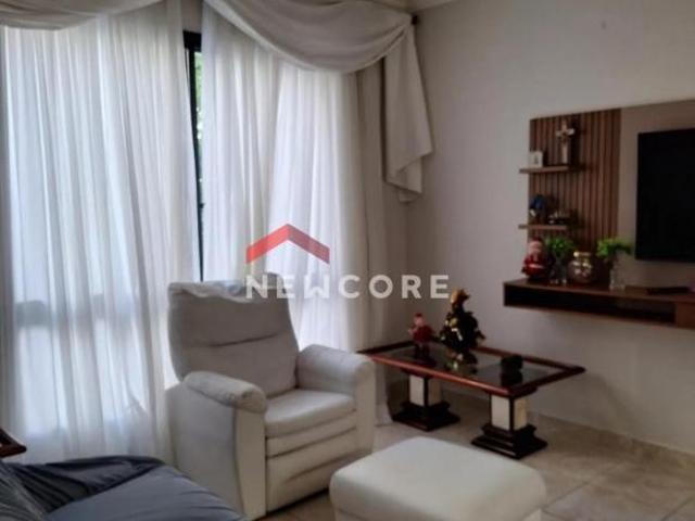 Apartamento em Rua Mário Ribeiro Pitangueiras Guarujá/SP