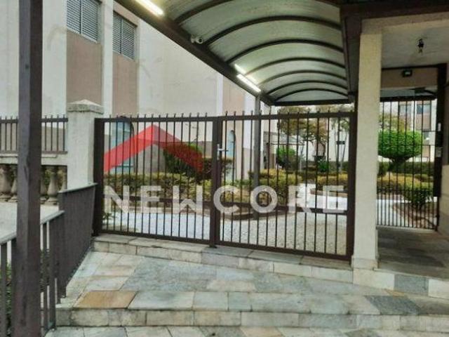 Apartamento em Rua Marquês de Praia Grande Vila Prudente São Paulo/SP