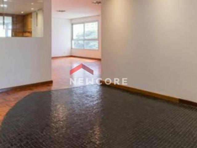 Apartamento em Rua Melo Alves Cerqueira César São Paulo/SP
